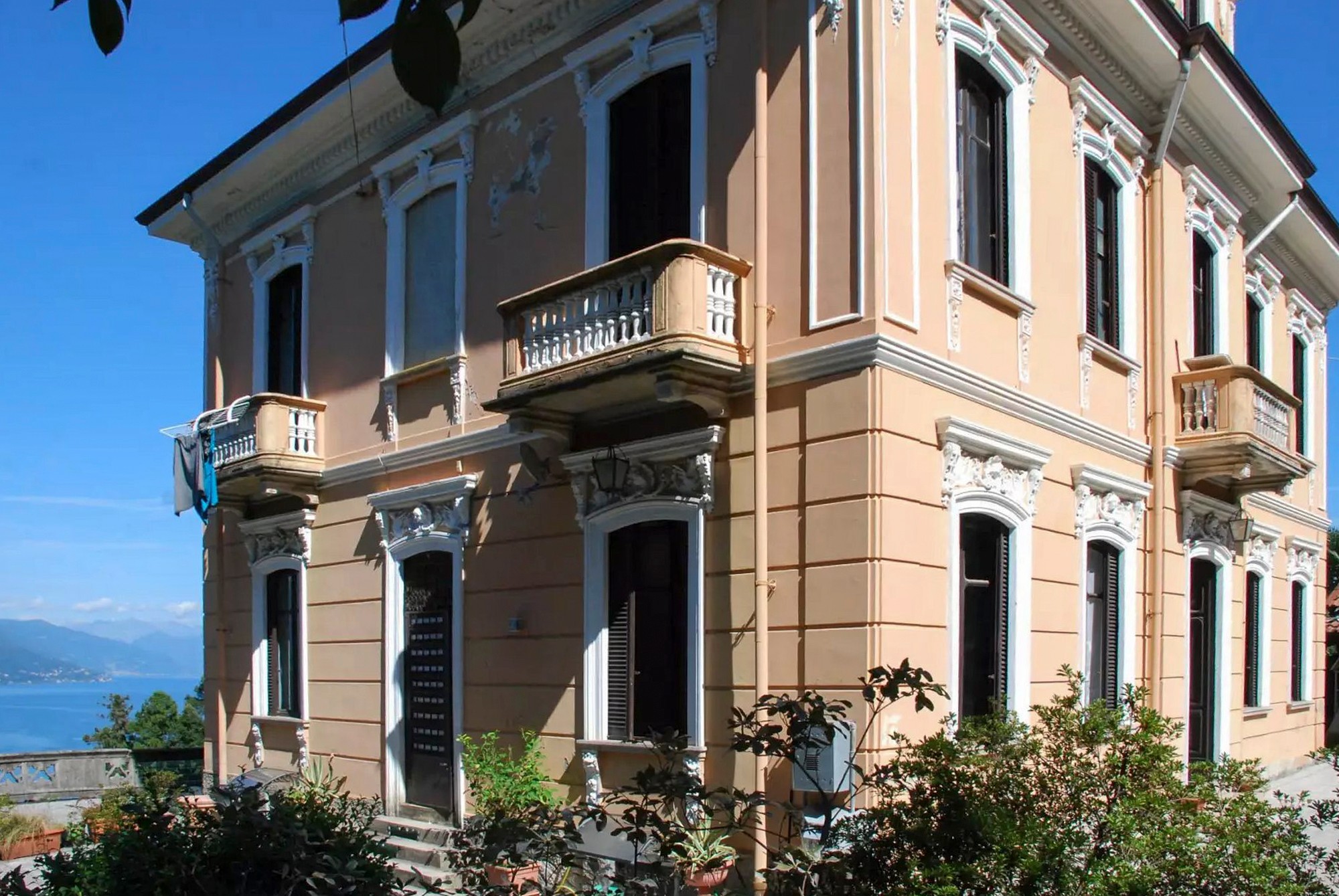 Stresa - Historic Villa for sale Piemont