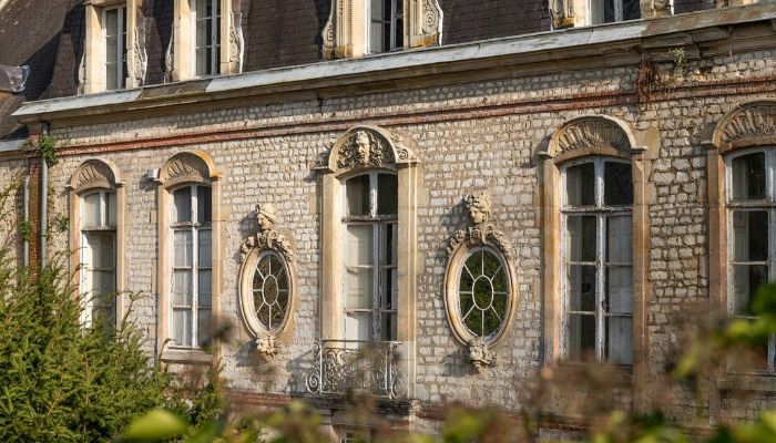 Fixer upper castle in Normandy