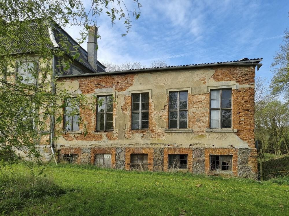 Old country estate and manor in Brandenburg