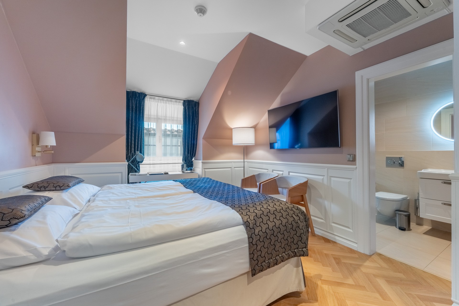Castle hotel near Prague